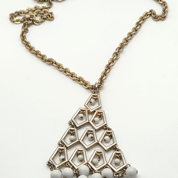 Lisner Jewelry | Jewelry | Vintage Lisner Ornate Modernist Statement ...